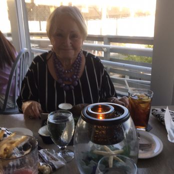 THE POPPONESSET INN - Updated July 2024 - 52 Photos & 76 Reviews - 252 ...