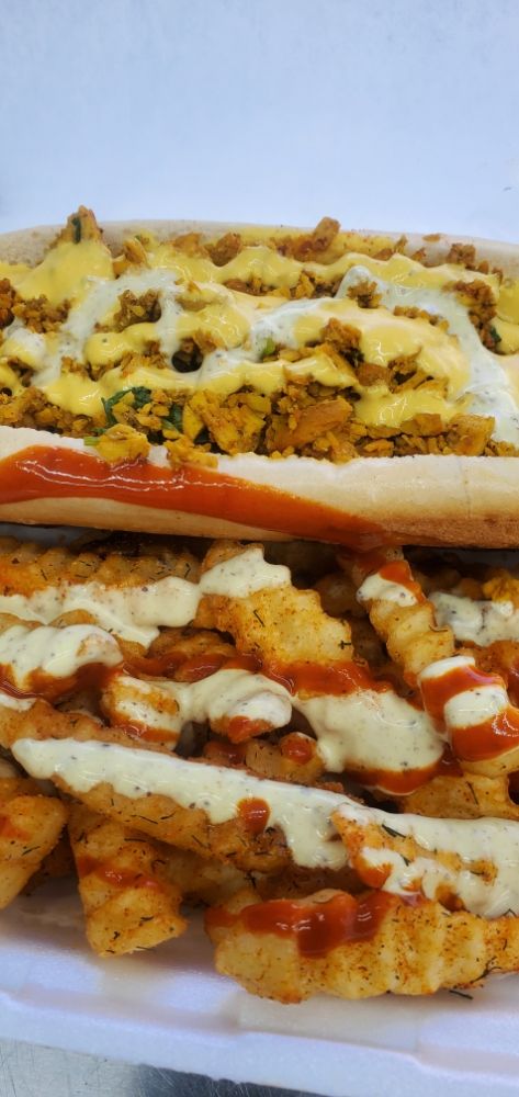 ADEN HALAL FOOD - Updated December 2025 - 16 Photos - 605 Herring Ave E ...