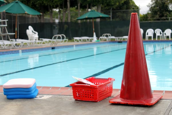 GLENMOOR GARDENS SWIM SCHOOL - Updated August 2025 - 38350 Alta Dr ...