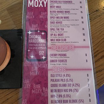 MOXY CHICAGO DOWNTOWN - Updated November 2024 - 543 Photos & 206 ...