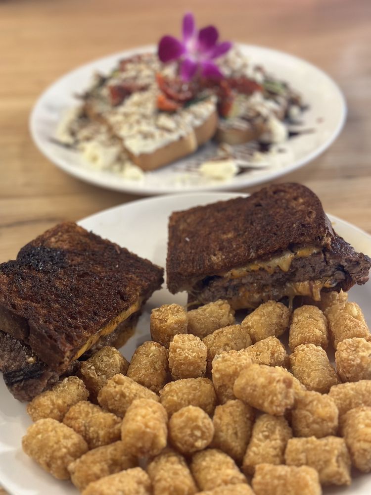 TOAST 101 - Updated December 2025 - 445 Photos & 398 Reviews - 4699 E ...