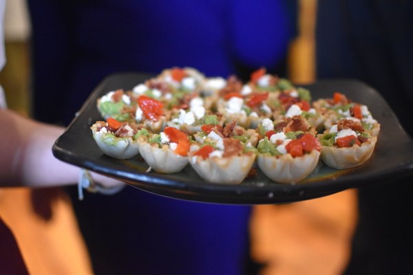 HAMROCK’S RESTAURANT - 328 Photos & 354 Reviews - 3950 Chain Bridge Rd ...