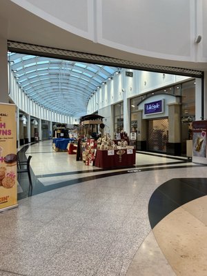 KMCC CENTER - Updated July 2025 - 12 Photos - Flugplatz Ramstein ...