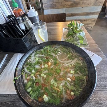 PHO 101 - Updated August 2024 - 1587 Photos & 991 Reviews - 8031 ...