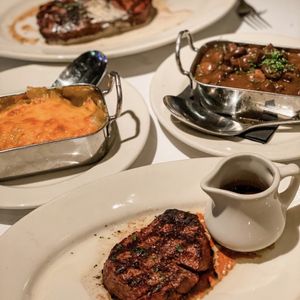 BROADWAY 10 BAR & CHOPHOUSE - 644 Photos & 348 Reviews - 1101 N ...