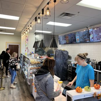 UFFDA DONUTS - Updated January 2025 - 57 Photos & 36 Reviews - 13716 ...