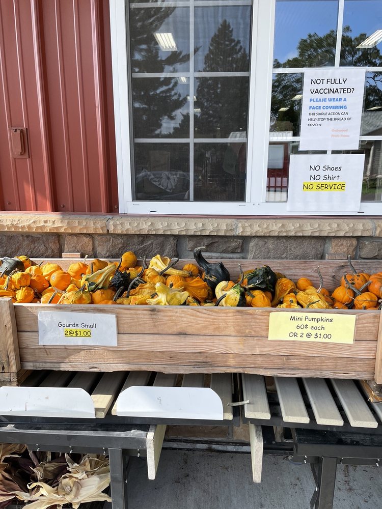 OAKWOOD FRUIT FARM - Updated February 2025 - 71 Photos - 31128 Apple ...