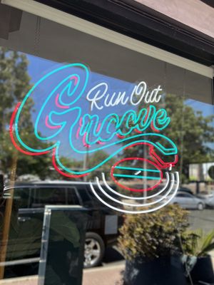 RUN OUT GROOVE RECORDS - Updated October 2025 - 30 Photos & 26 Reviews ...