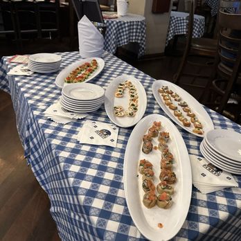 PERRY’S - EMBARCADERO - Updated January 2026 - 1012 Photos & 1011 ...