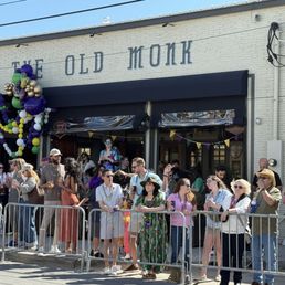 THE OLD MONK - Updated July 2025 - 41 Photos & 17 Reviews - 810 N Davis ...