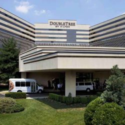 DOUBLETREE BY HILTON NEWARK AIRPORT PARKING - 12 Photos - 128 Frontage ...