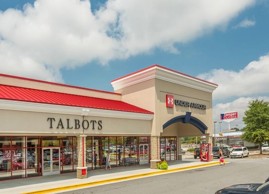 TANGER OUTLETS LOCUST GROVE - Updated January 2025 - 112 Photos & 111 ...