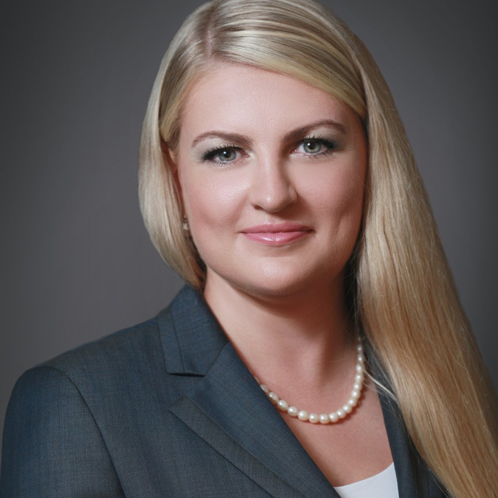 Lisa Pelosi's Instagram, Twitter & Facebook on IDCrawl