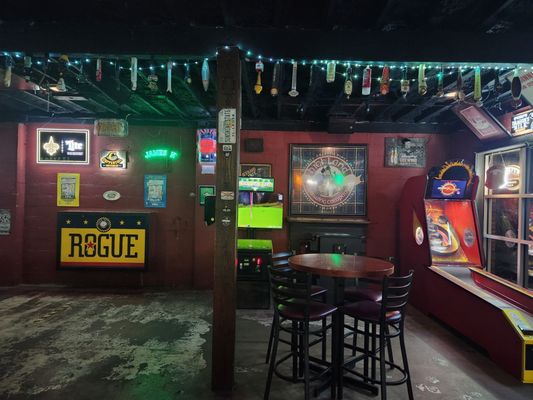 SALTY DUCK - Updated September 2024 - 41 Photos & 53 Reviews - 209 ...