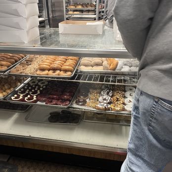 DONUT DRIVE-IN - Updated November 2025 - 285 Photos & 395 Reviews ...