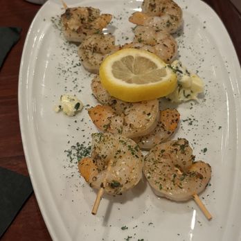 FINN’S - Updated December 2025 - 166 Photos & 157 Reviews - 2707 E 32nd ...