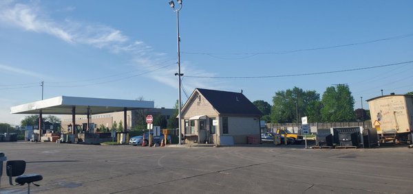 MILWAUKEE DPW SELF-HELP CENTER - Updated October 2025 - 6660 N ...