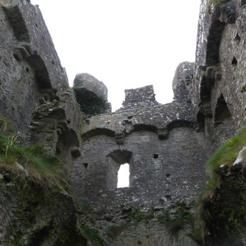 RAHINNANE CASTLE - Updated July 2025 - 13 Photos - Ventry, Ballybeg, Co ...