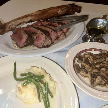 LELLI’S INN - Updated December 2025 - 218 Photos & 389 Reviews - 885 N ...