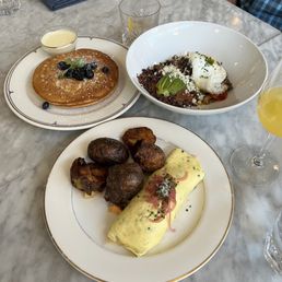 BEN PARIS | 1076 Photos & 465 Reviews - 130 Pike St, Seattle ...