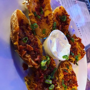 MOOCHIES TAVERN - Updated September 2024 - 102 Photos & 185 Reviews ...