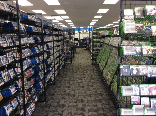 DISC TRADERS - Updated December 2025 - 10 Photos & 12 Reviews - 4174 ...