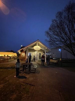 UDAIRY CREAMERY - Updated December 2025 - 214 Photos & 240 Reviews ...