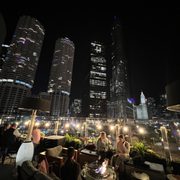 RAISED, AN URBAN ROOFTOP BAR - 665 Photos & 439 Reviews - 1 W Upper ...