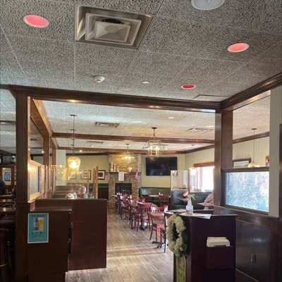 CORRIB PUB & RESTAURANT - Updated September 2025 - 31 Photos & 114 ...