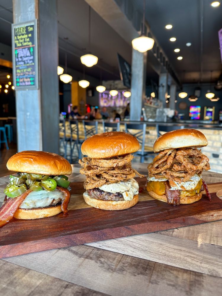 BRICK’S DOWNTOWN BAR & GRILL - Updated November 2024 - 80 Photos & 65 ...