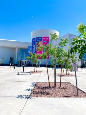 CLARK COUNTY LIBRARY DISTRICT - Updated July 2025 - 17 Photos - 9600 W ...