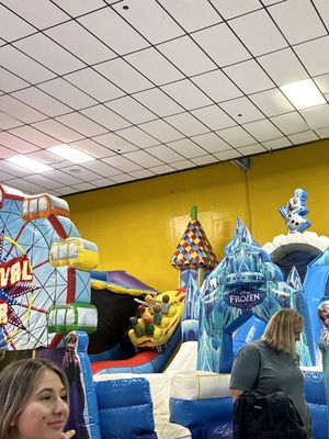 INFLATABLE WONDERLAND - Updated August 2024 - 95 Photos & 45 Reviews ...