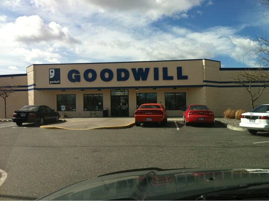 GOODWILL INDUSTRIES - Updated October 2025 - 21 Reviews - 201 Wellsian ...