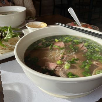 PHO SPOT - Updated October 2025 - 394 Photos & 557 Reviews - 1769 ...