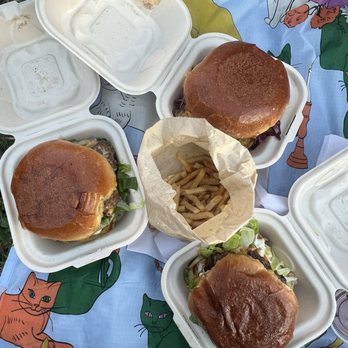 LUCAS BURGER - Updated January 2026 - 36 Photos & 19 Reviews - 2101 ...