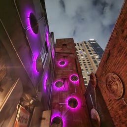 NOTSUOH - Updated July 2025 - 169 Photos & 131 Reviews - 314 Main St ...