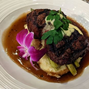 CARSON’S FOOD & DRINK - AT ANDOVER - Updated July 2025 - 168 Photos ...