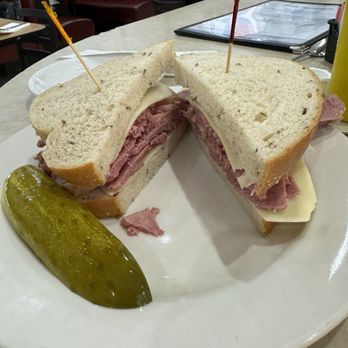 BENJI’S DELI & RESTAURANT - Updated September 2025 - 220 Photos & 249 ...