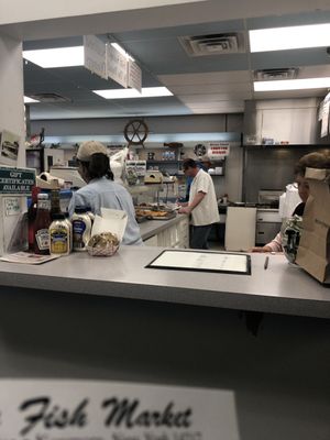 KENMORE FISH MARKET - 52 Photos & 25 Reviews - Seafood Markets - 3279 ...