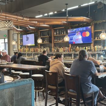 THE TAP HOUSE WEST END - Updated December 2025 - 67 Photos & 58 Reviews ...