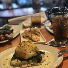 WILDFIN AMERICAN GRILL - Updated January 2026 - 967 Photos & 863 ...