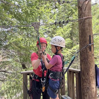 ROGUE VALLEY ZIPLINE ADVENTURE - Updated June 2024 - 118 Photos & 74 ...