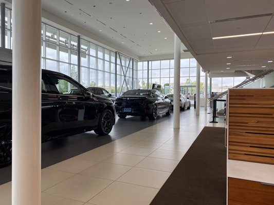 BMW OF RIVERSIDE - Updated January 2026 - 543 Photos & 1418 Reviews ...