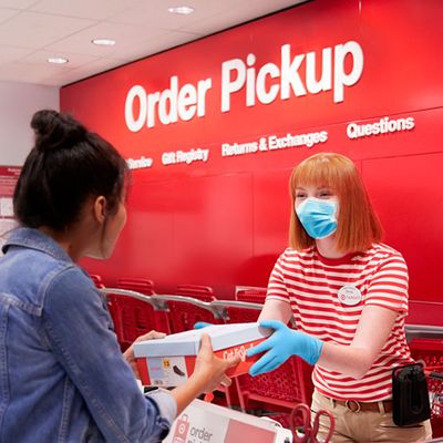 TARGET - Updated July 2025 - 124 Photos & 156 Reviews - 1621 S Alameda ...