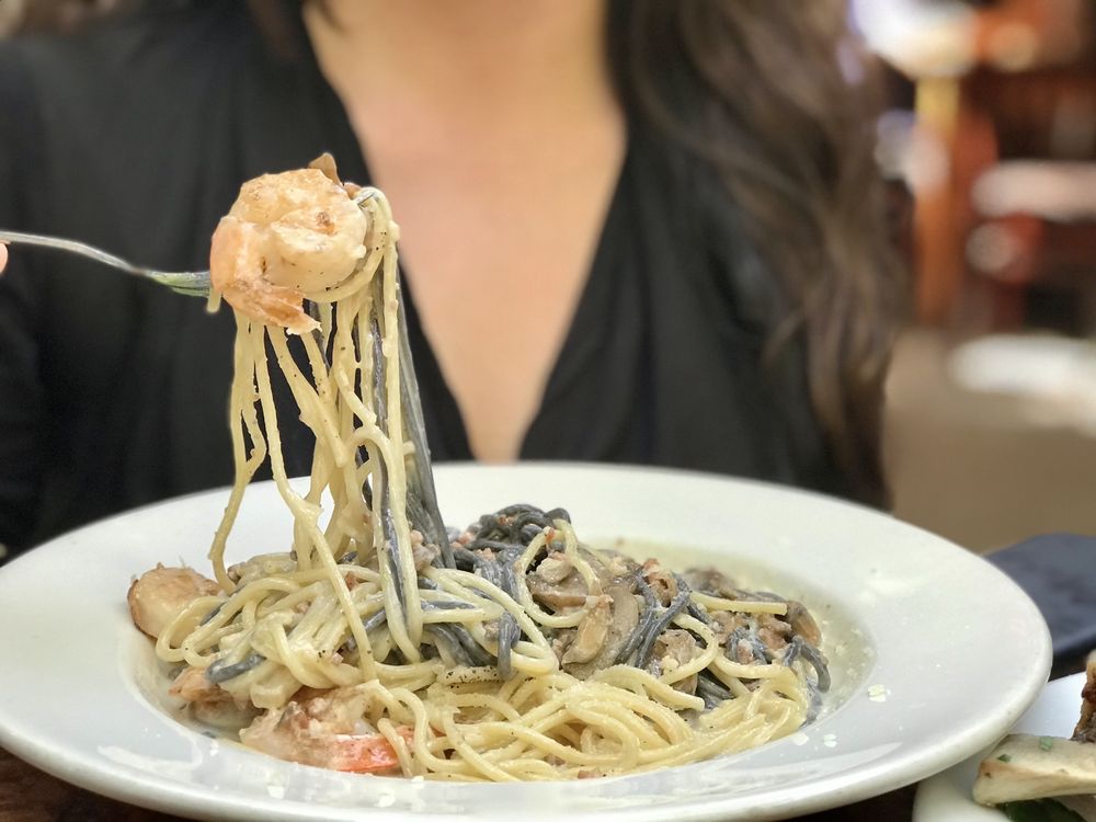 MACCHERONI REPUBLIC - 6719 Photos & 3986 Reviews - 332 S Broadway, Los ...