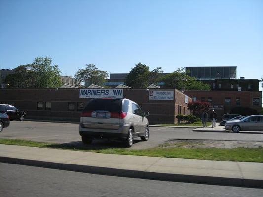 MARINERS INN - Updated December 2025 - 445 Ledyard St, Detroit ...