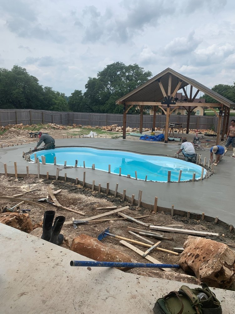 POOLS, SPAS AND PATIOS - Updated April 2025 - 11 Photos - 111 N Gray St ...