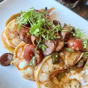 THE ROUNDHOUSE - 430 Photos & 493 Reviews - 2 E Main St, Beacon, NY ...