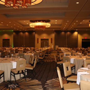 DOUBLETREE BY HILTON HOTEL READING - Updated November 2024 - 275 Photos ...