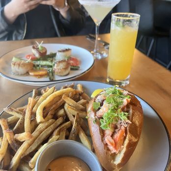 OOH DE LALLY - Updated May 2024 - 72 Photos & 18 Reviews - 4916 ...